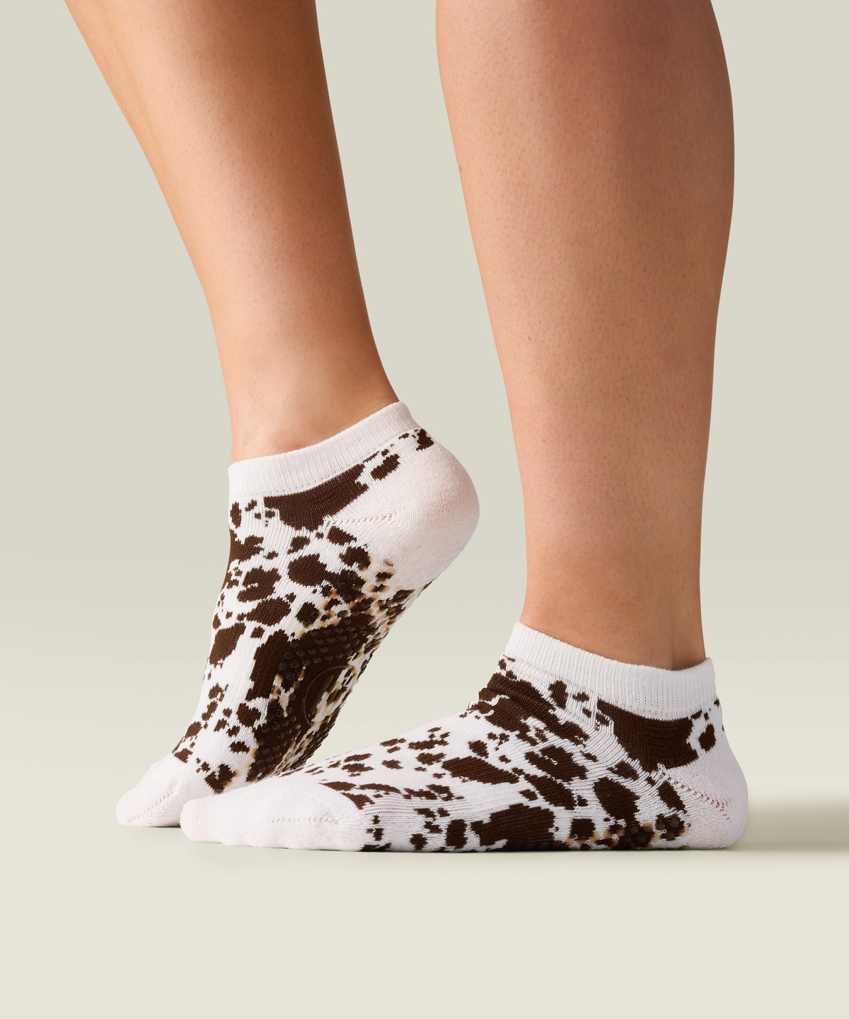 Low Rise Grip Socks | Dolly Spots | MoveActive