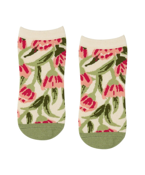 Classic Low Rise Grip Socks | MoveActive